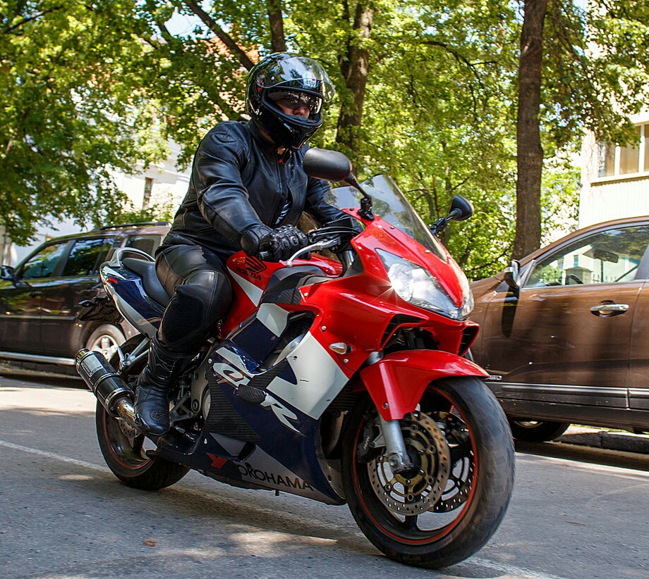 Honda CBR 600 F4i, 2004 Motorcycles - Photos, Video, Specs, Reviews ...