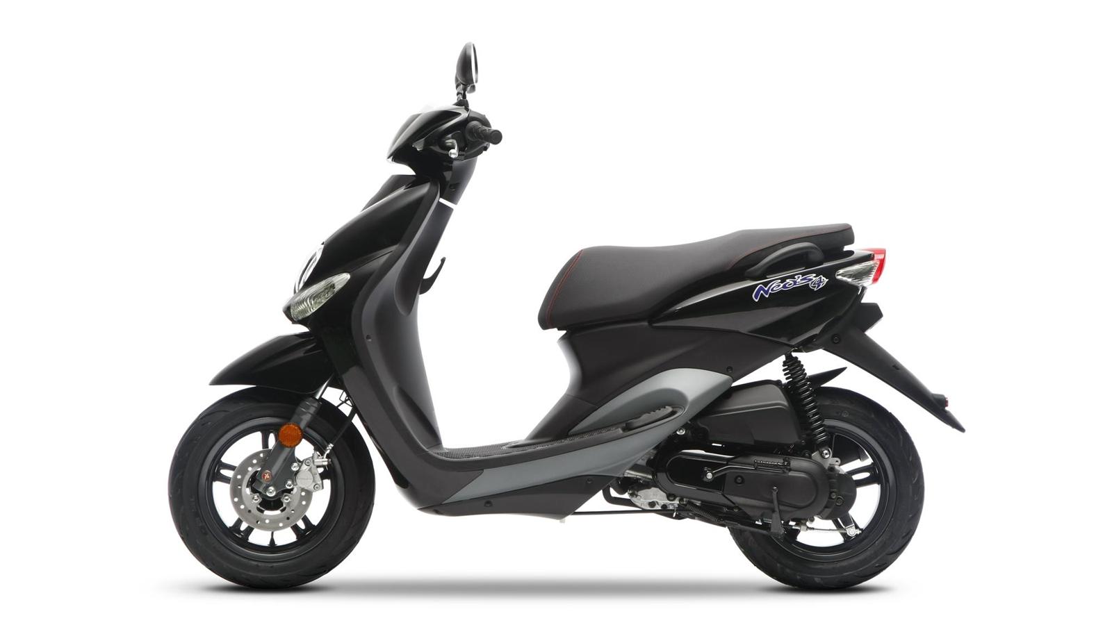 Yamaha Neos 4 Stroke, 2010 Motorcycles - Photos, Video, Specs, Reviews ...