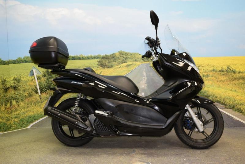Honda PCX, 2012 Motorcycles - Photos, Video, Specs, Reviews | Bike.Net