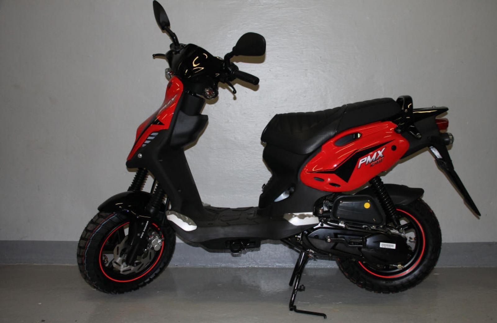 PGO PMX Naked 50 Motorcycles - Photos, Video, Specs, Reviews | Bike.Net