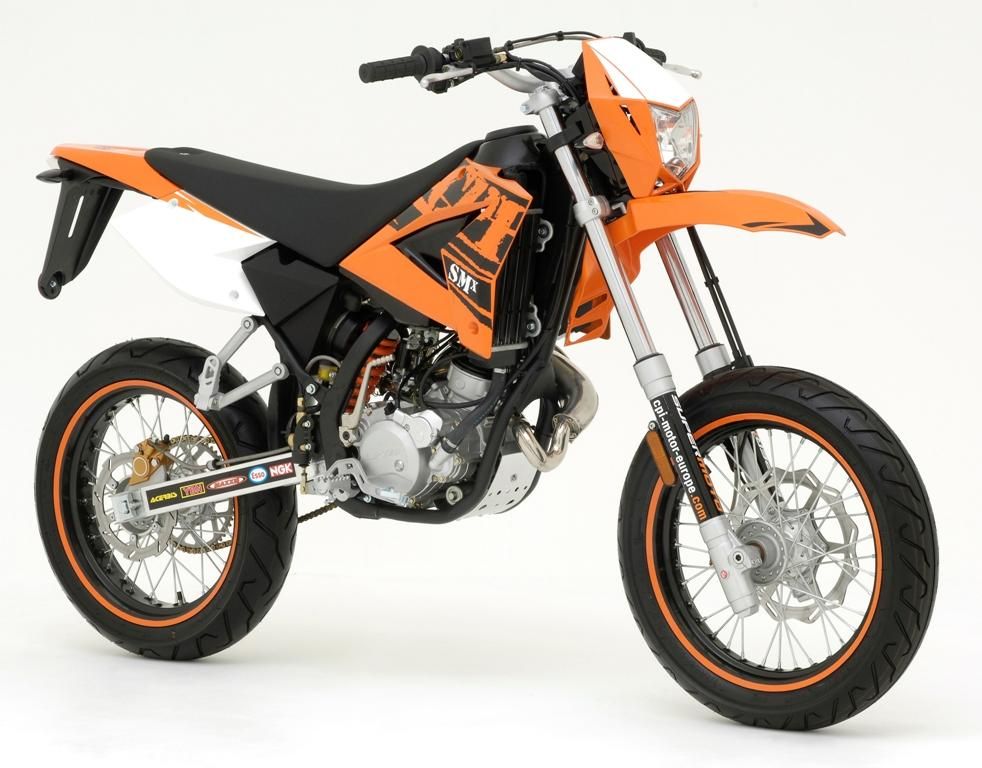Dafra Motorcycles - Models, Photos, Reviews | Bike.Net