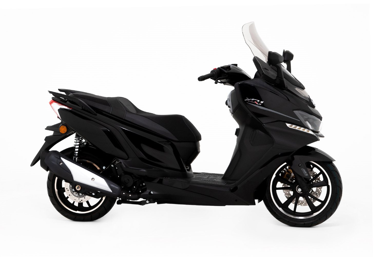 Daelim Motorcycles - Models, Photos, Reviews | Bike.Net