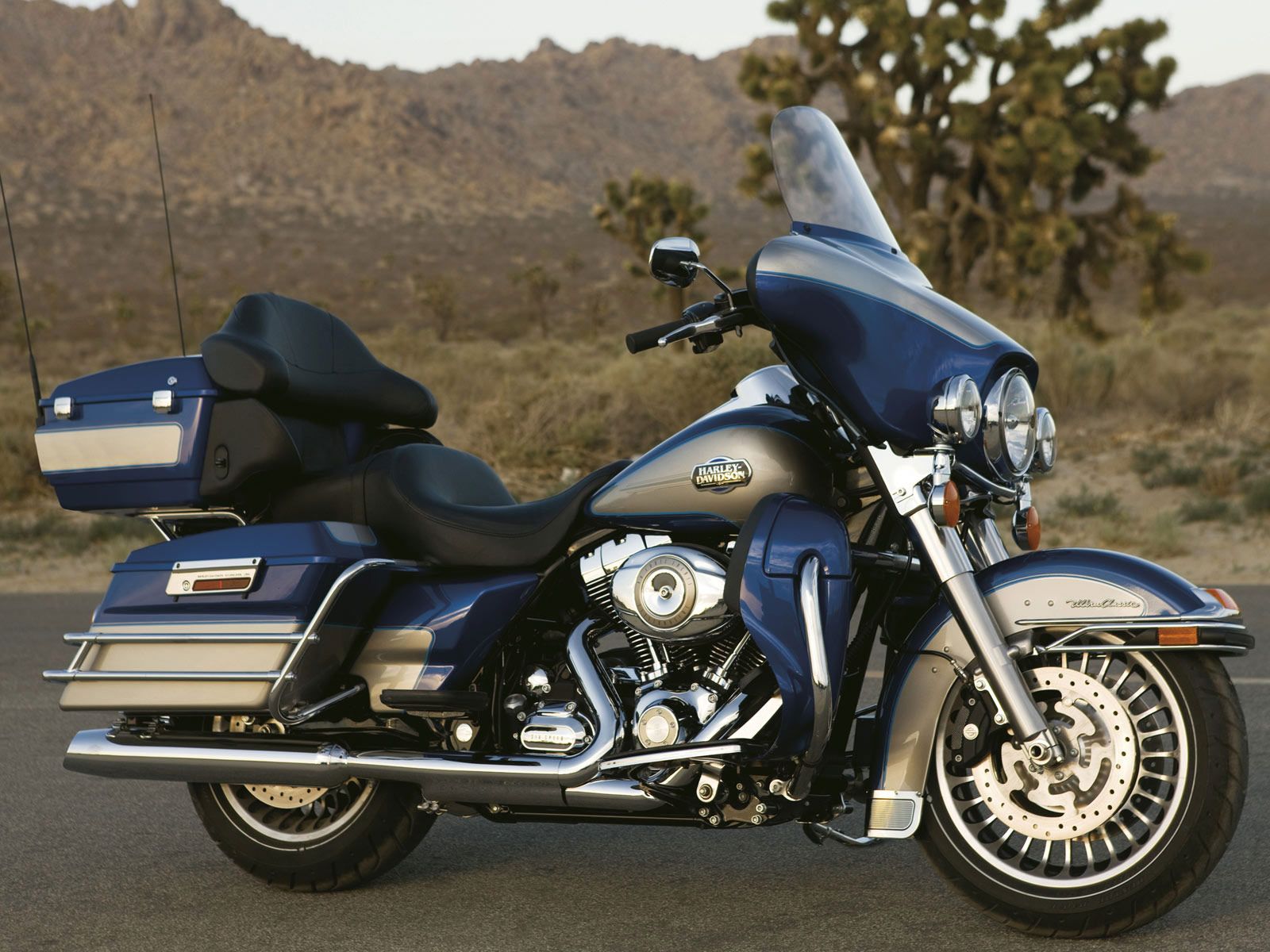 Harley-Davidson FLHTC 1340 Electra GIide Classic, 1985 Motorcycles ...