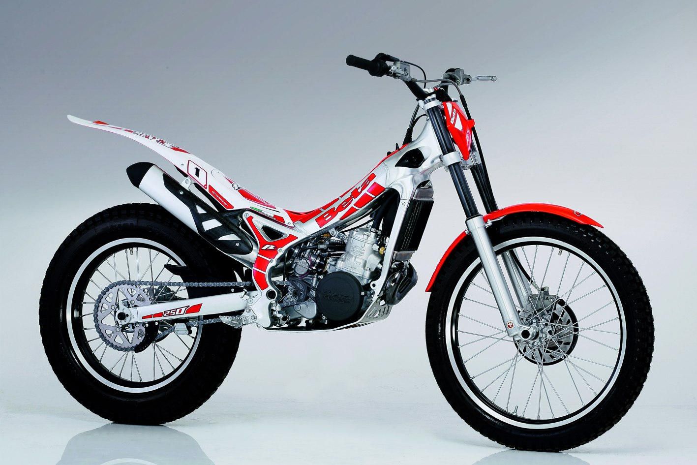 Beta Motorcycles - Models, Photos, Reviews | Bike.Net