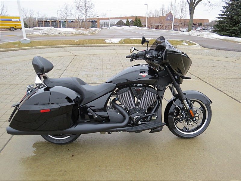 Victory Motorcycles - Models, Photos, Reviews | Bike.Net