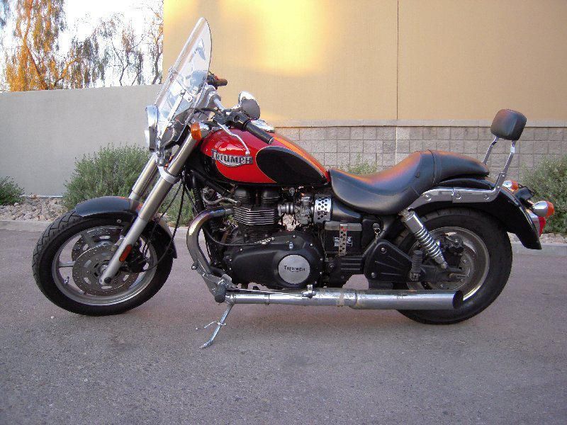 Triumph Motorcycles - Models, Photos, Reviews | Bike.Net