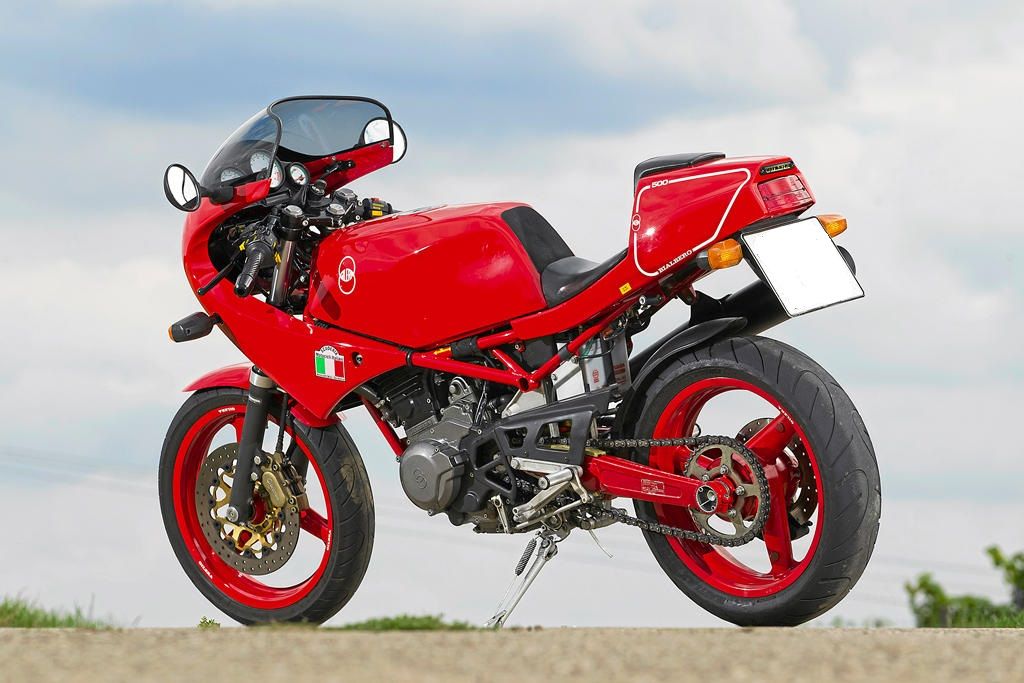 Gilera Saturno 350 Motorcycles - Photos, Video, Specs, Reviews | Bike.Net
