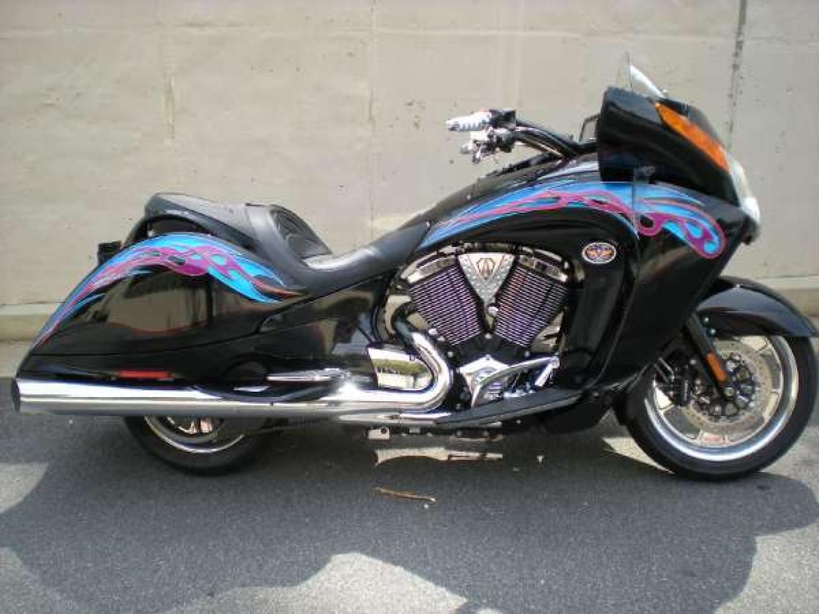 Victory Motorcycles - Models, Photos, Reviews | Bike.Net