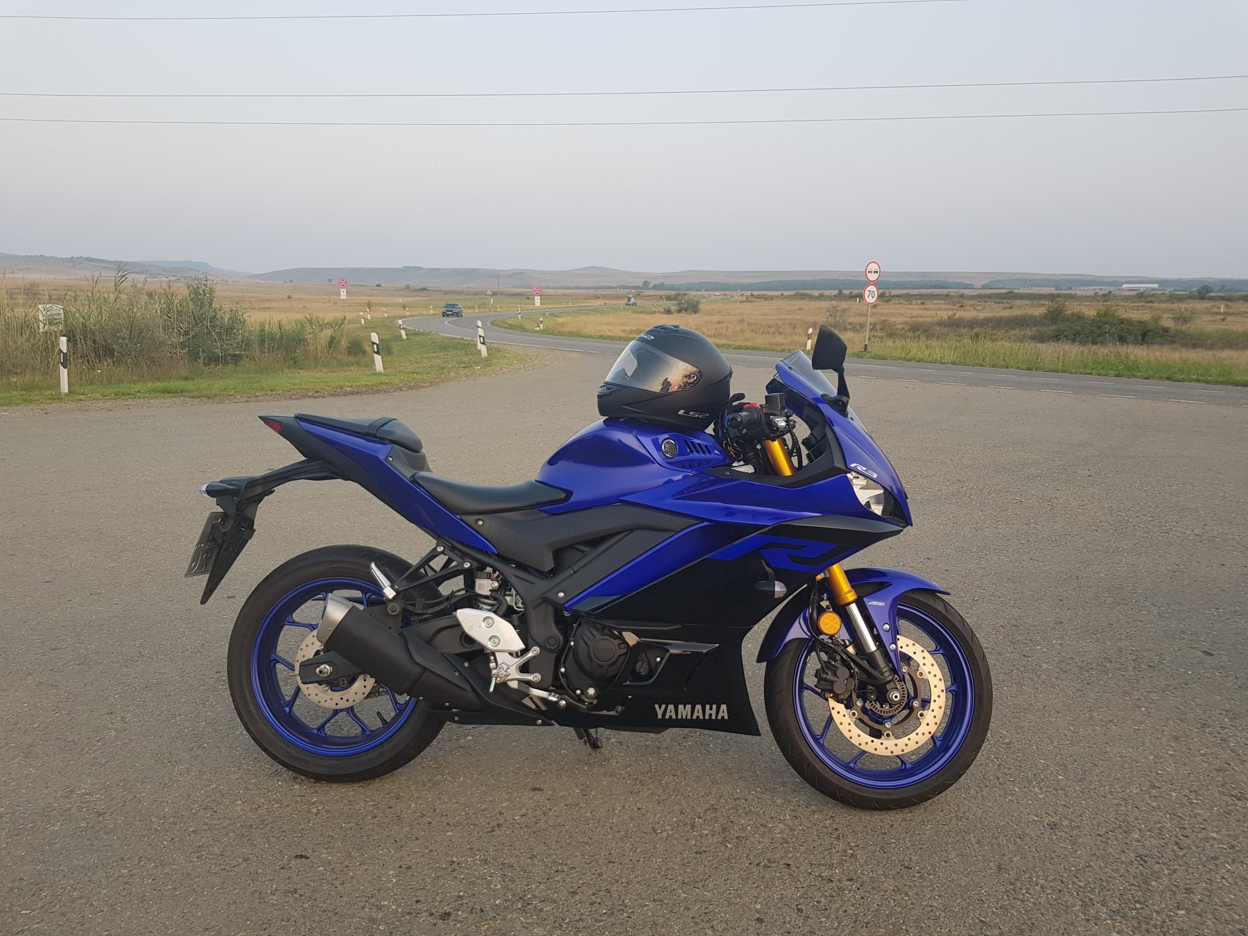 Yamaha YZF-R3, 2019: фото, характеристики, история | Bike.Net