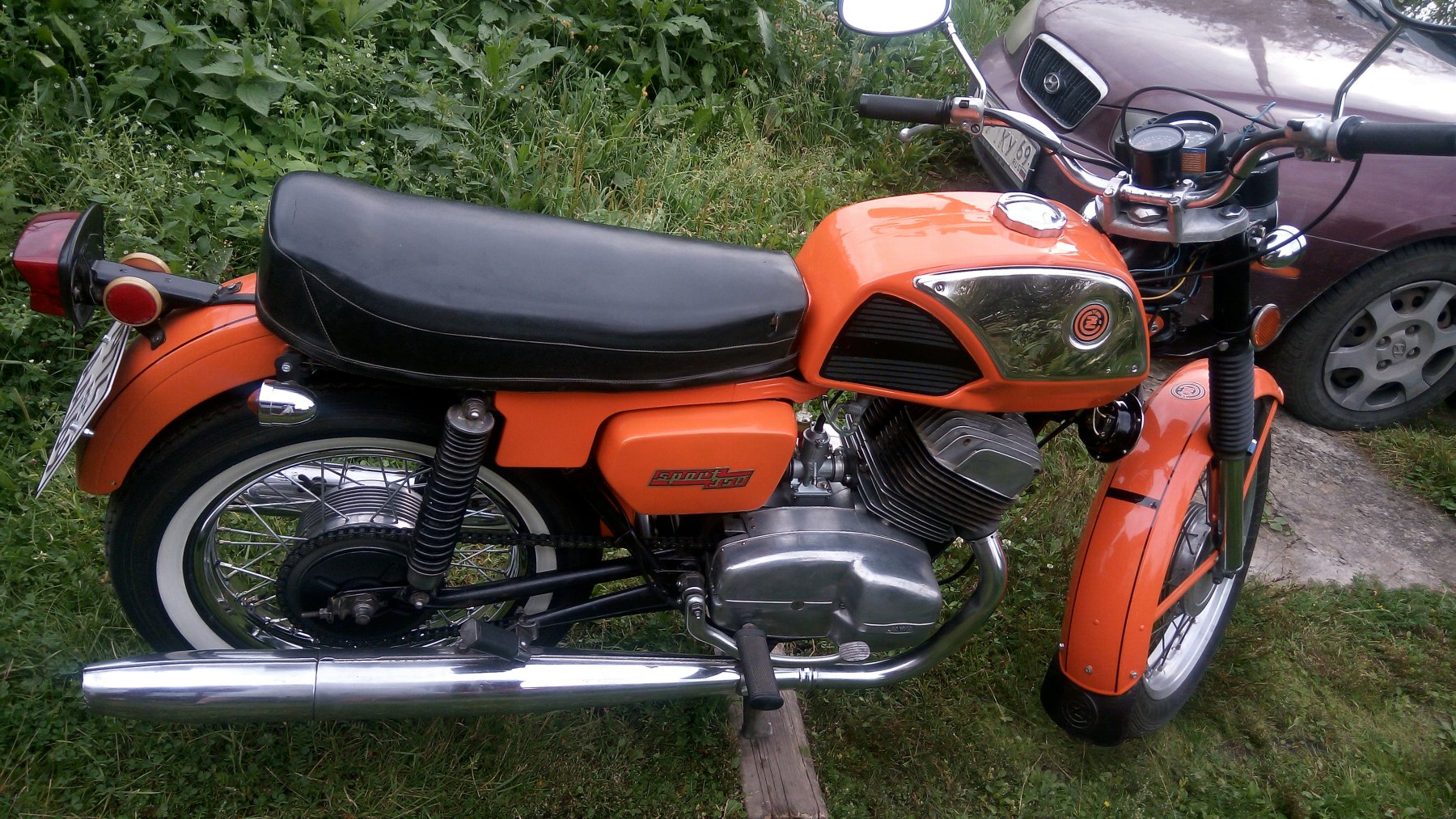 CZ 350 Twin, 1980 Motorcycles - Photos, Video, Specs, Reviews | Bike.Net