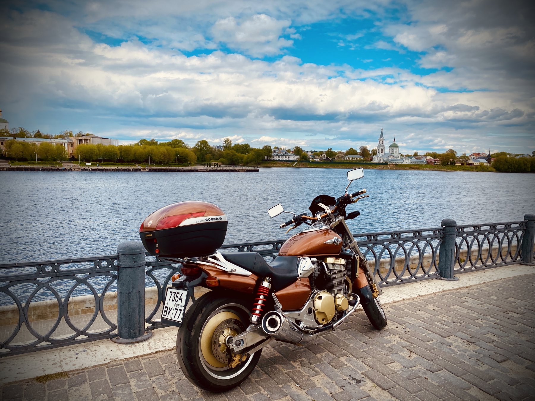 Honda X4 Motorcycles - Photos, Video, Specs, Reviews | Bike.Net