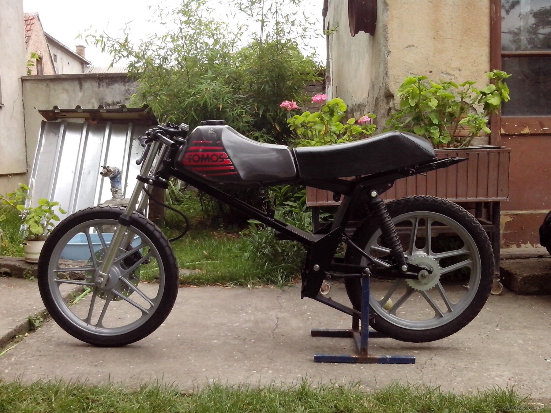 Tomos BT 50 S Motorcycles - Photos, Video, Specs, Reviews | Bike.Net