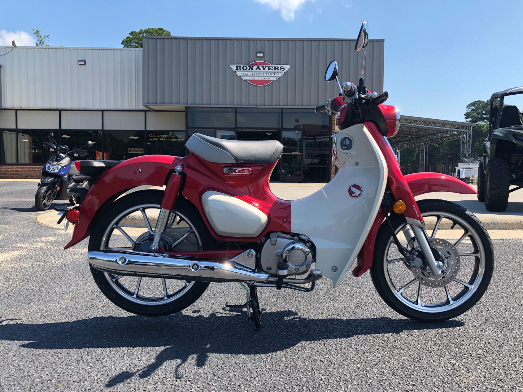 Honda Super Cub 50: фото, характеристики, история | Bike.Net